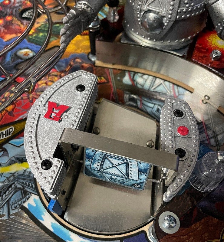 Godzilla Premium/LE Mechagodzilla Shield Spinner